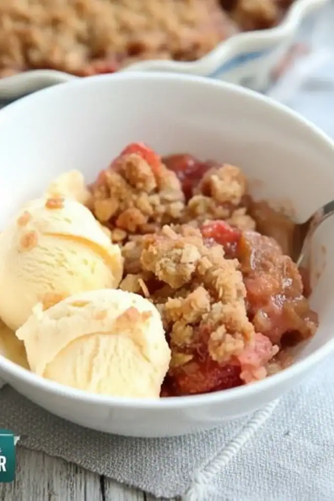 Strawberry Rhubarb Crisp Recipe Best - Recipestang